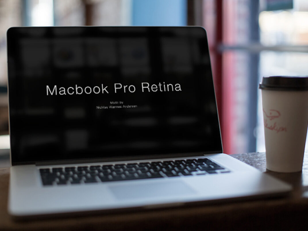 MacBook Café Style Mock-Up - Mockup World