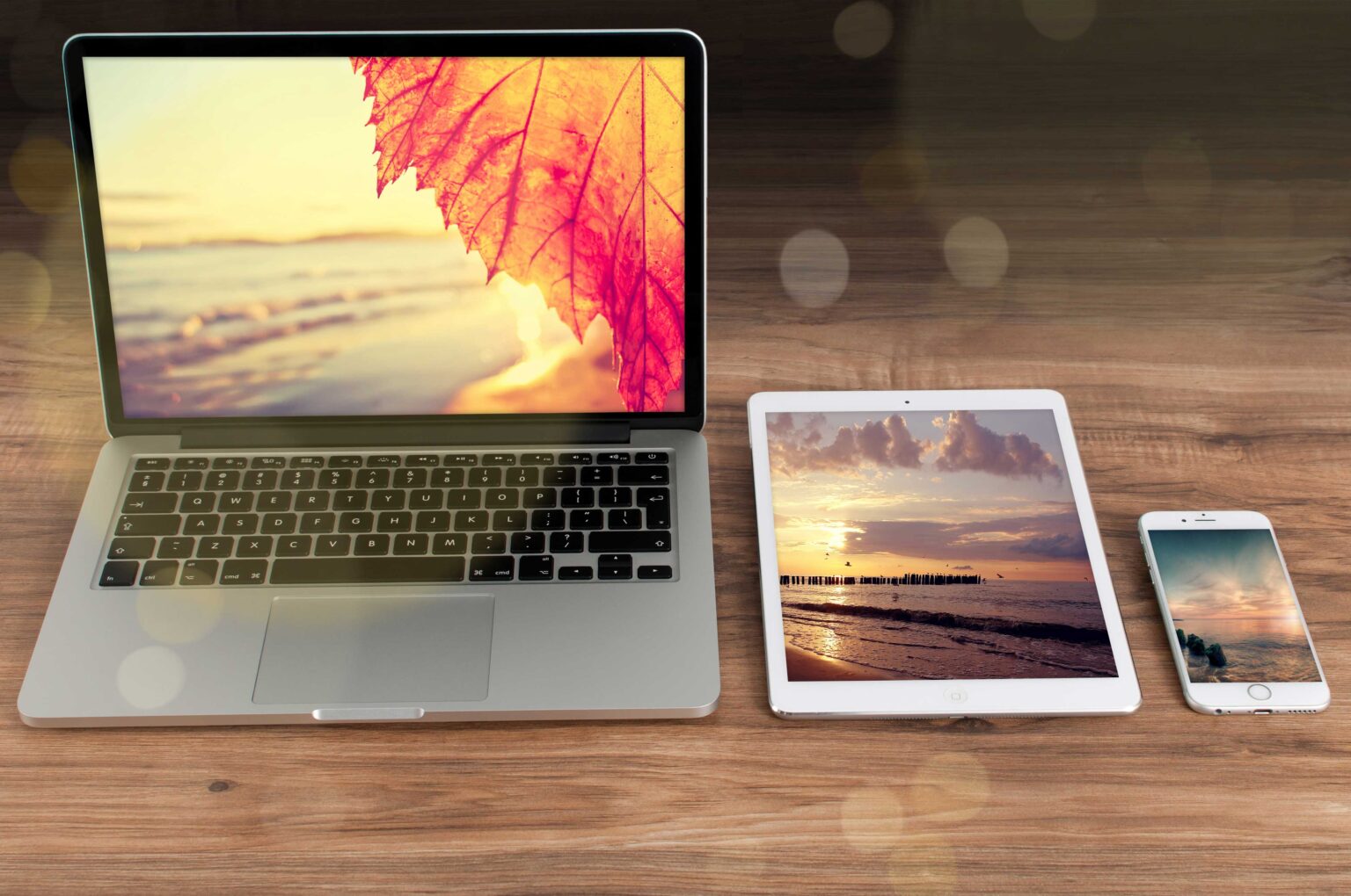 Apple Device Family Mockup - Mockup World
