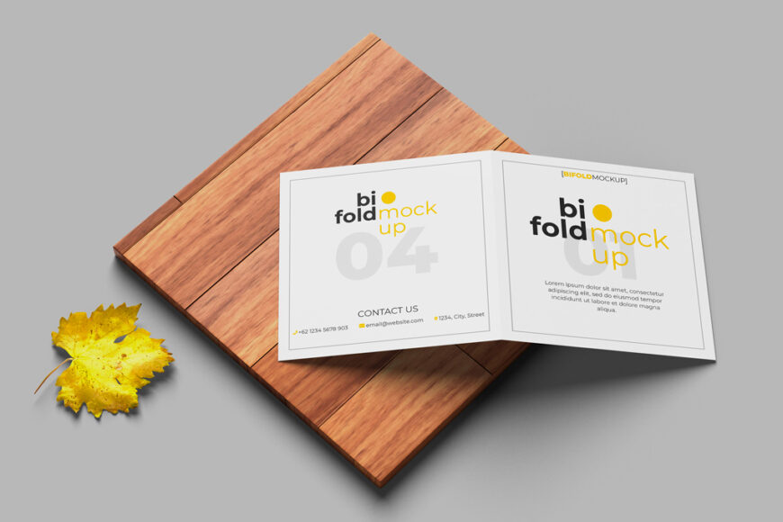 Foldable Square Flyer Mockup - Mockup World