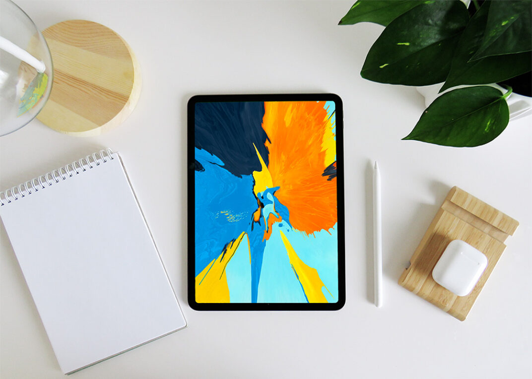 iPad Pro 11" Mockup Bundle - Mockup World