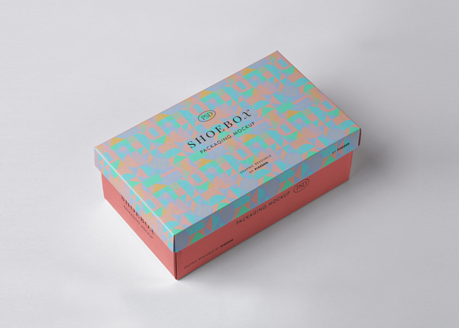 Closed Shoebox Mockup - Mockup World